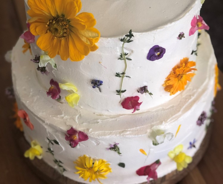 Cake Republic – Bespoke Cakes & Desserts